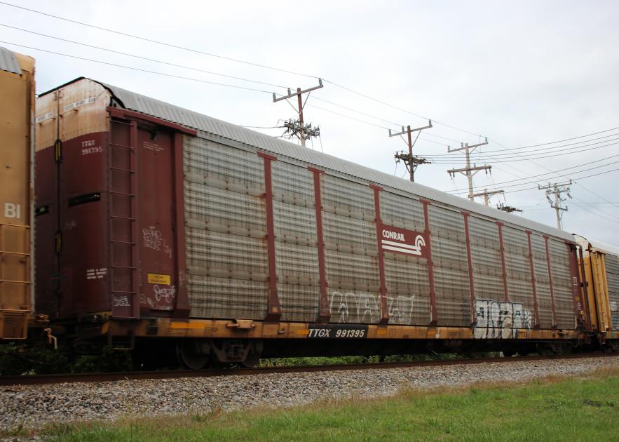 TTGX 991395-Rack class ML2L | Conrail Photo Archive